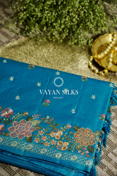 Vayan Silk – Vayan Silks